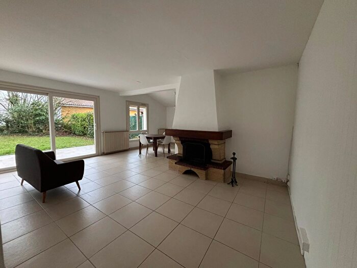 Maison à louer - Saint-Médard-en-Jalles, Corbiac, Gajac, Magudas - 5 pièces - 4 chambres