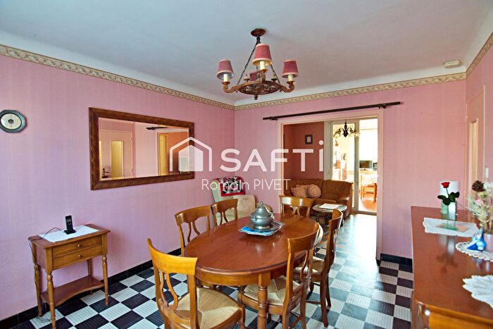 Maison 5 pièces à Le Pellerin, à vendre