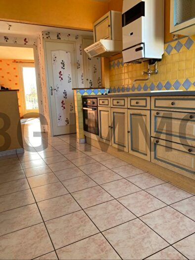 Appartement à vendre - Nevers, Maupas, Victor-Hugo - 4 pièces - 2 chambres