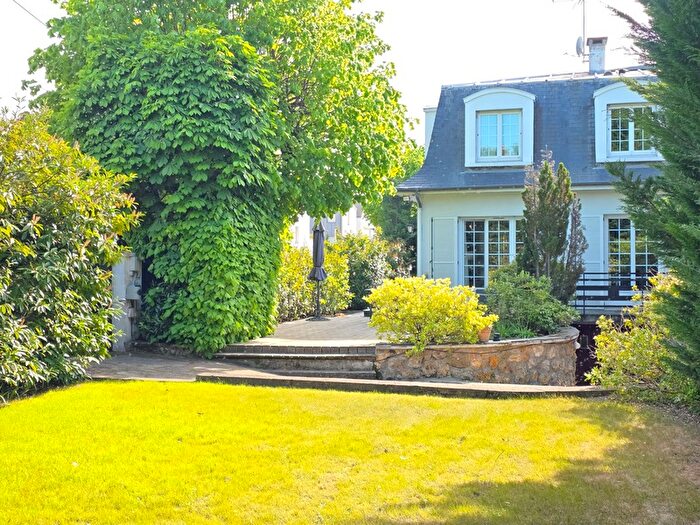 Maison 9 pièces à vendre - Chatou, Ouest