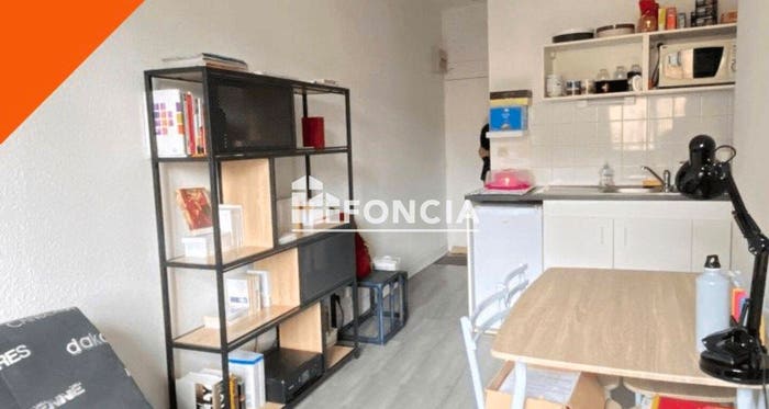 Centre-Hôtel de Ville, Limoges : Appartement 1 pièce à louer