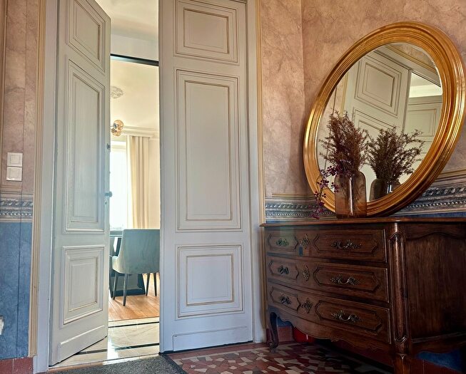 Orléans, Saint-Marc, Faubourg Bourgogne : Appartement 4 pièces à vendre