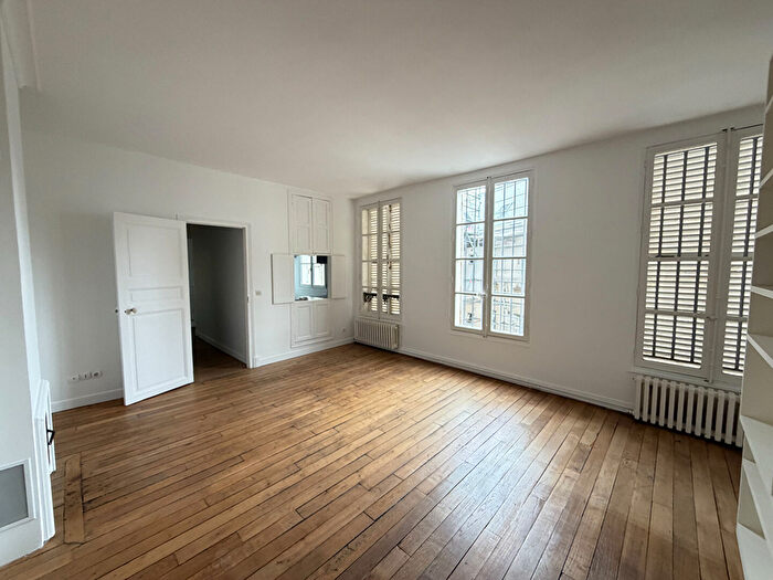 Appartement 4 pièces à Versailles, Notre Dame, à louer