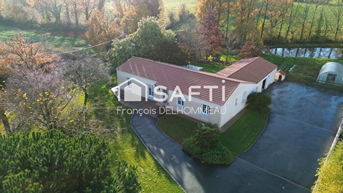 Maison à vendre - Mouilleron-le-Captif - 7 pièces - 4 chambres