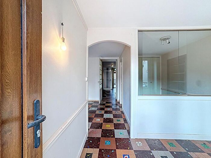 Maison à vendre - Saint-Christophe-Vallon - 8 pièces - 7 chambres