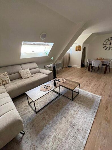 Centre Ville, Lorient : Appartement 4 pièces à louer