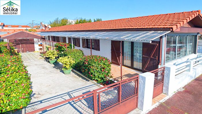 Maison à vendre - Arcachon - 5 pièces - 3 chambres