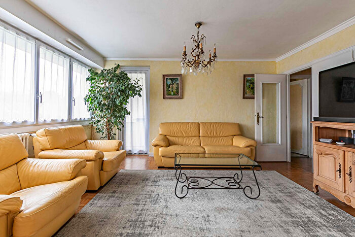 Saint-Germain-en-Laye, Pontel, Schnapper, Sous-préfecture - Appartement 5 pièces à vendre