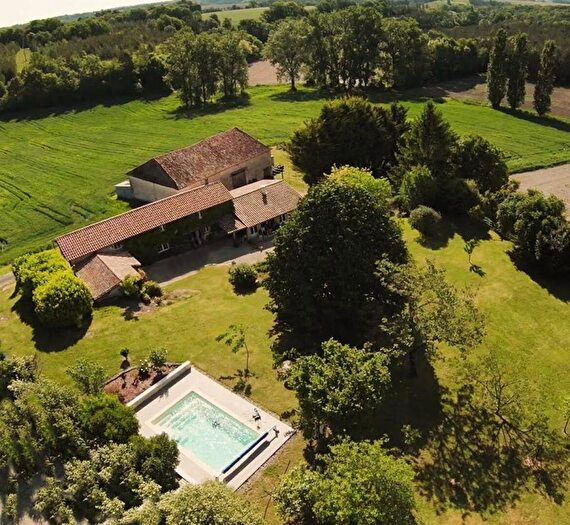 Maison à vendre - Allemans - 8 pièces - 5 chambres