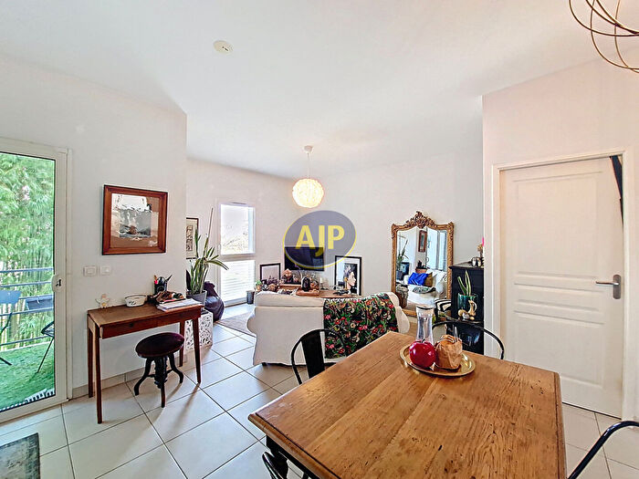 Appartement à vendre - Mérignac, Chemin Long - 4 pièces - 3 chambres