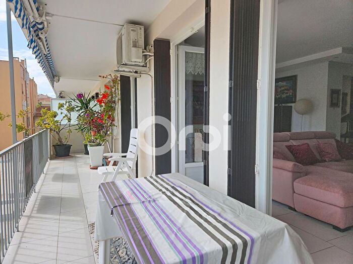 Antibes, Juan-les-Pins, Le Cap : Appartement 4 pièces à vendre