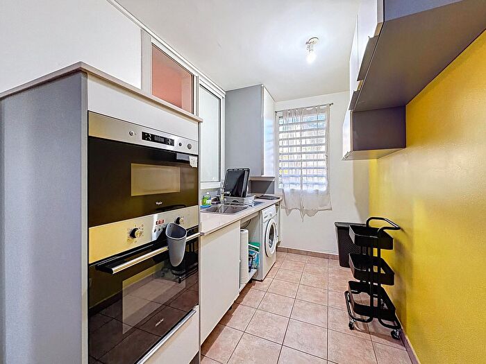 Appartement à louer - Baie-Mahault - 4 pièces - 3 chambres