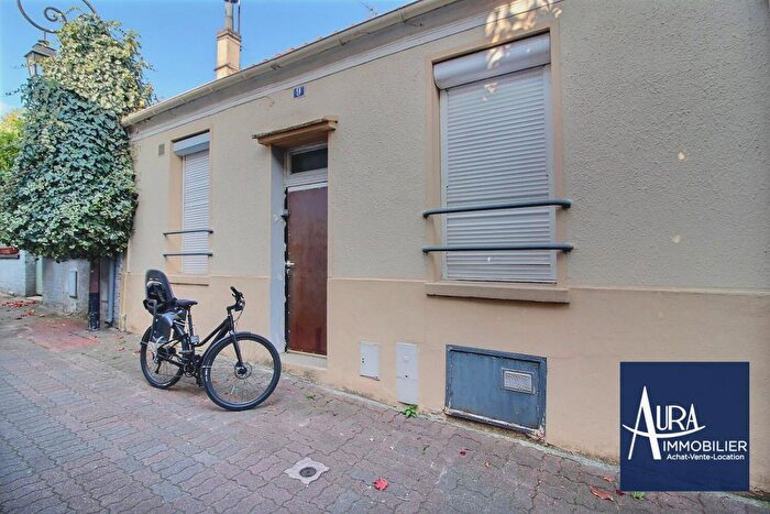 Maison à vendre - Les Lilas, Bruyères, Chassagnolle - 3 pièces - 2 chambres