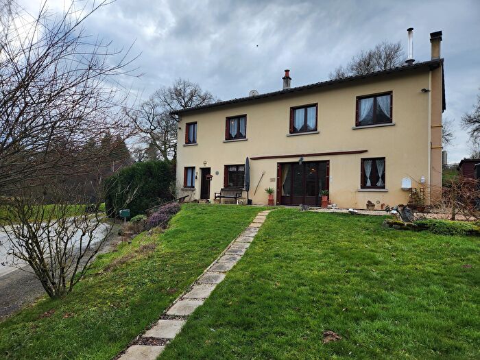 Maison à vendre - Oradour-Saint-Genest - 5 pièces - 3 chambres