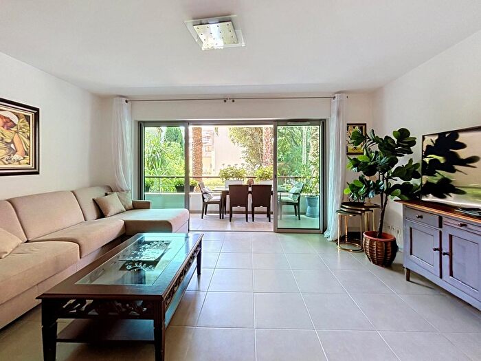 Appartement 2 pièces à vendre - Antibes, Juan-les-Pins, Le Cap