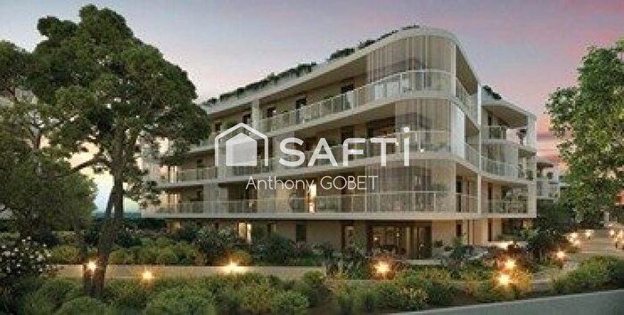 Antibes, Rastines, Super Antibes, Laval, La Fontonne : Appartement 4 pièces à vendre