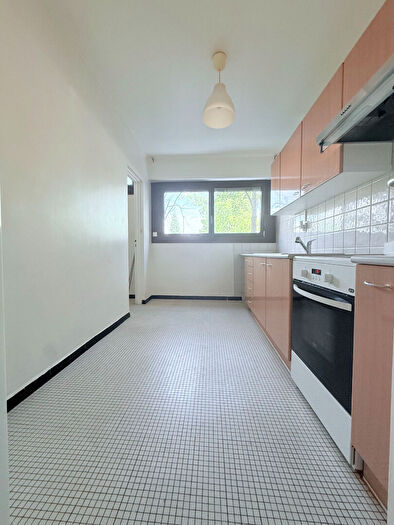Appartement 3 pièces à Saint-Cyr-l'École, Fontaine Saint-Martin, à louer