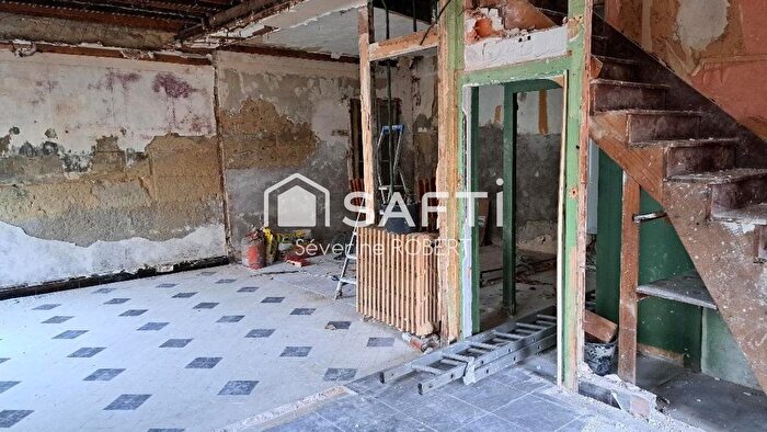 Maison à vendre - Loudun - 4 pièces - 3 chambres