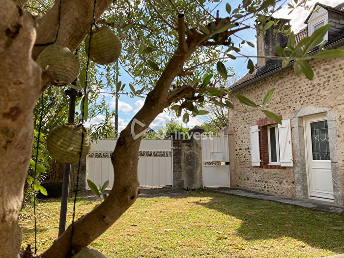Maison à vendre - Labastide-Cézéracq - 8 pièces - 4 chambres