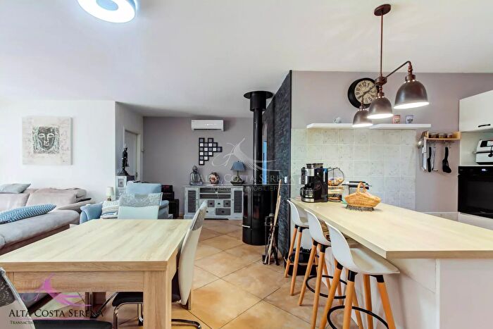 Maison à vendre - Solaro - 5 pièces - 3 chambres