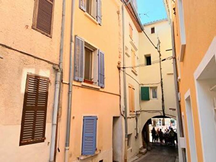 Maison à louer - Gonfaron - 2 chambres