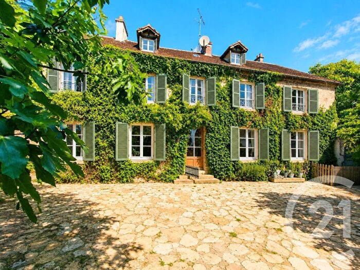 Maison 9 pièces à vendre à Valmondois