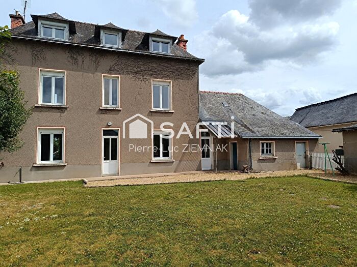 Le Bignon-du-Maine : Maison 6 pièces à vendre
