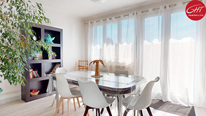 Appartement à vendre - Besançon, Saint-Claude, Torcols, Chailluz - 4 pièces - 2 chambres