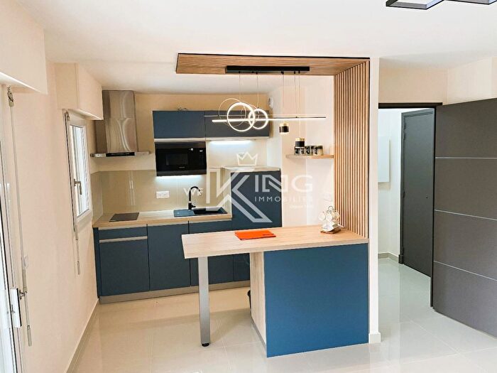 Appartement à vendre - Fréjus - 3 pièces - 2 chambres