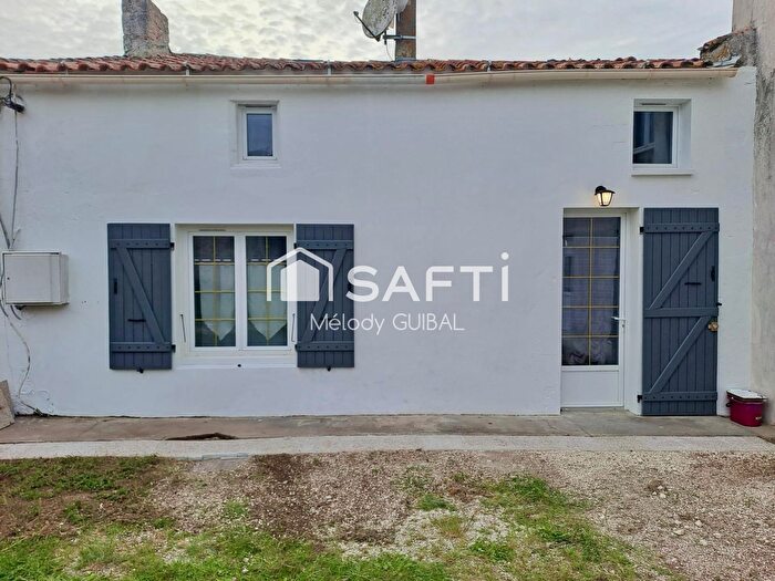 Maison à vendre - Nieulle-sur-Seudre - 6 pièces - 4 chambres