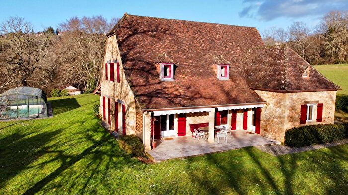 Maison à vendre - Le Bugue - 6 pièces - 5 chambres