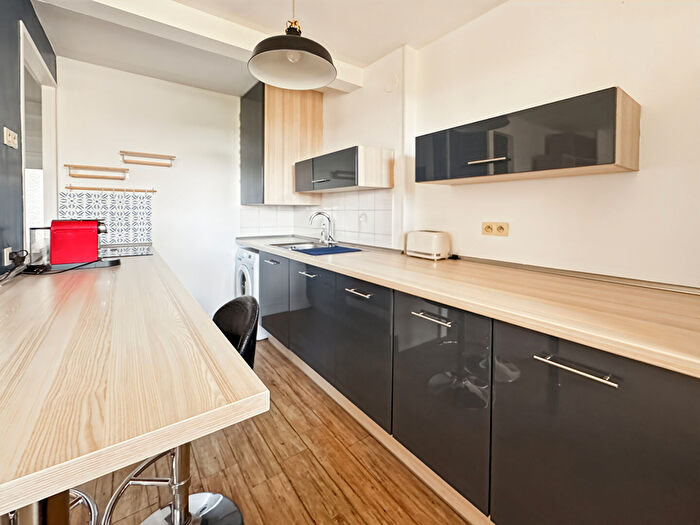 Appartement 3 pièces à Quartiers Nord-Ouest, Saint-Martin, à louer