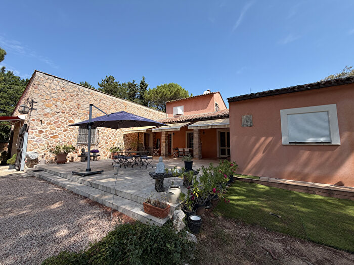 Régusse : Maison 9 pièces à vendre