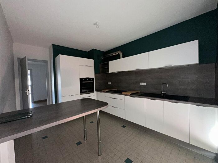 Appartement à louer - Le Puy-en-Velay, Saint-Jean, République - 4 pièces - 3 chambres