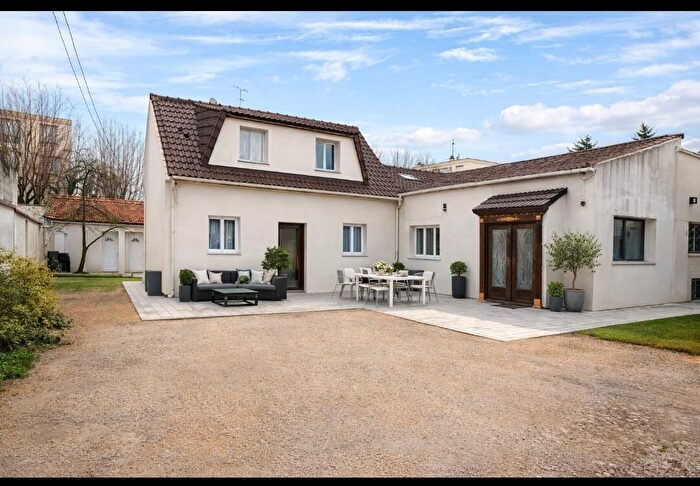 Bobigny, Edouard Vaillant : Maison 8 pièces à vendre