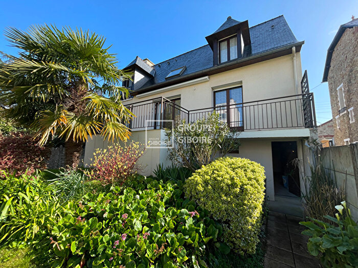 Maison à vendre - Quartiers Sud-Ouest, Sacrés Coeurs - 8 pièces - 5 chambres
