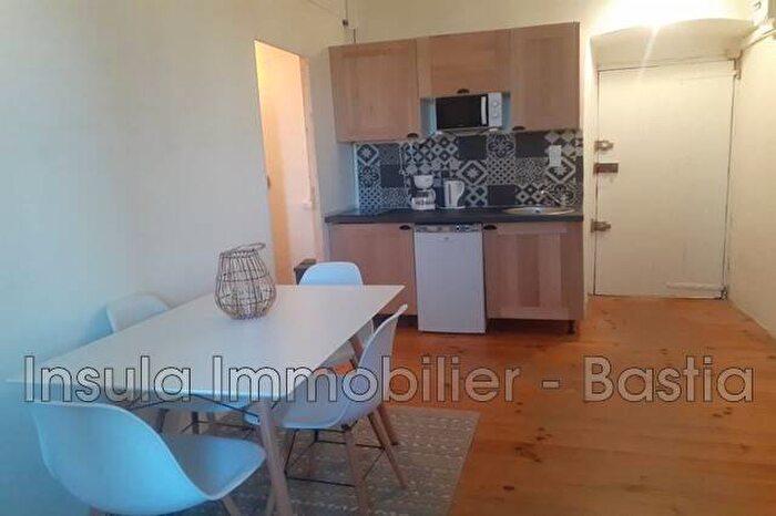 Appartement à louer - Zone Périphérique, Corte - 2 pièces - 1 chambre