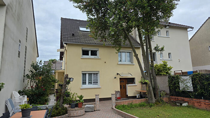Maison 7 pièces à vendre - Montfermeil, Les Oiseaux