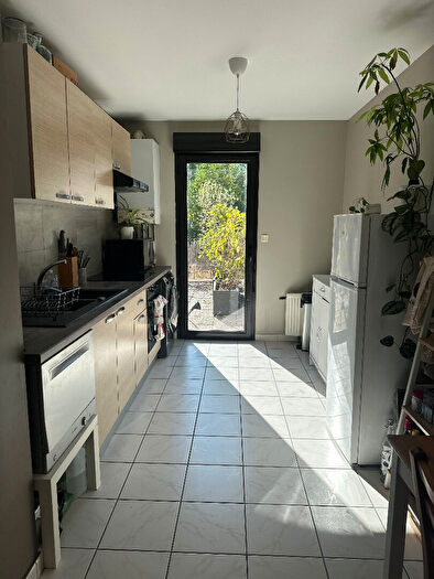 Appartement 3 pièces à Dijon, Perrières, à louer