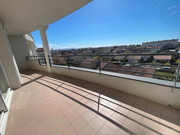 Appartement à louer - Dunant-Mialan, Guilherand-Granges - 3 pièces - 2 chambres