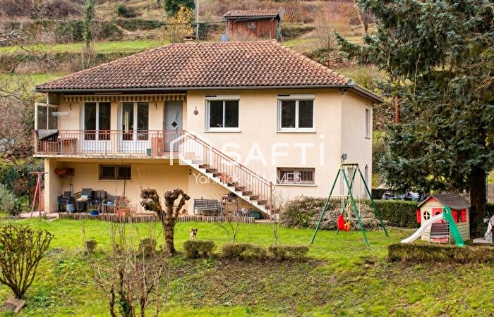 Maison 4 pièces à Saint-Affrique, à vendre