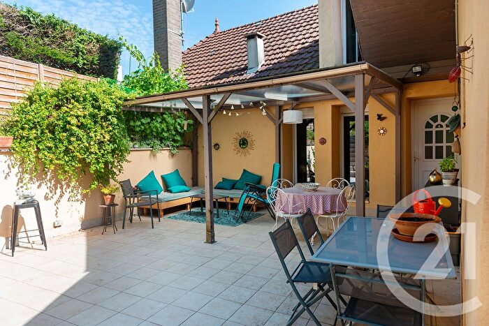 Maison 9 pièces à Besançon, Grette, Butte, à vendre