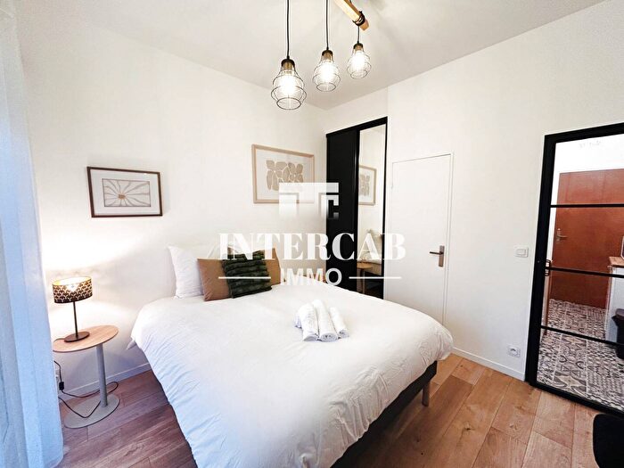 Appartement à louer - Centre Ville, Reims - 1 pièce