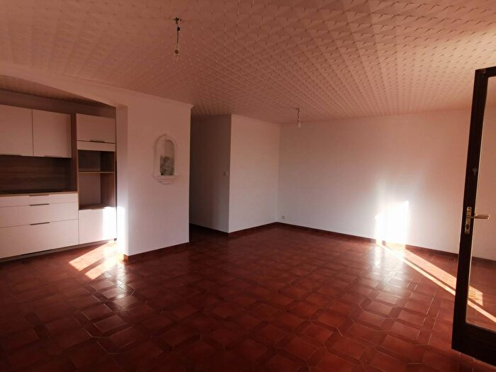 Saint-Martin-du-Var : Appartement 3 pièces à louer