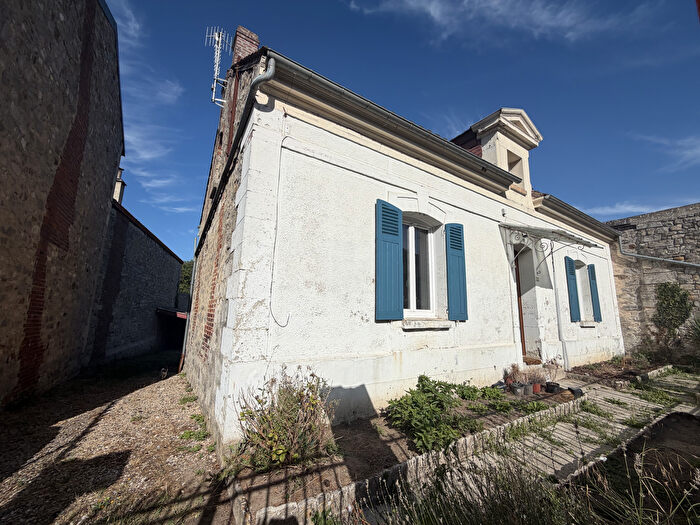 Maison 4 pièces à Hartennes-et-Taux, à louer