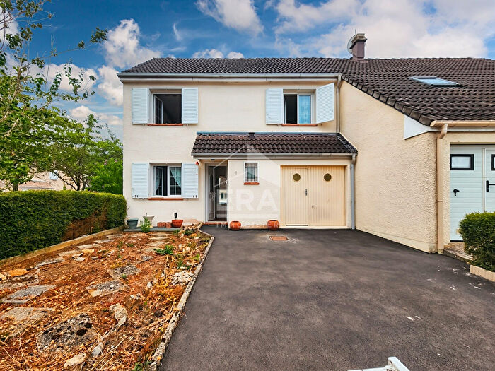 Maison 6 pièces à Cesson, à vendre