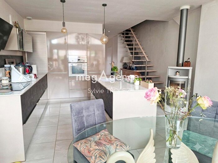 Les Sables-d'Olonne, Les Roses, Route du Château d'Olonne : Maison 4 pièces à vendre