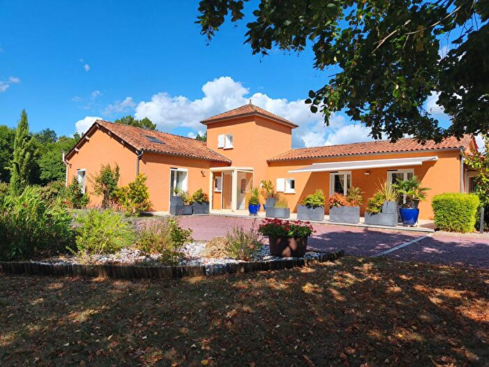 Maison à vendre - Sarliac-sur-lIsle - 6 pièces - 4 chambres