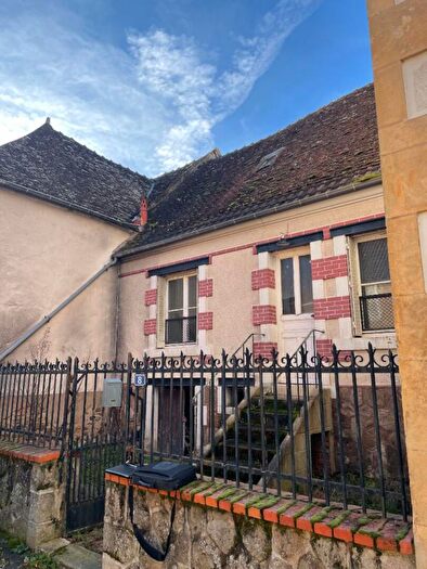 Maison 2 pièces à Châteaumeillant, à vendre