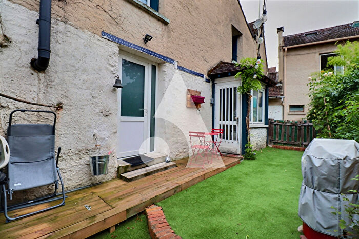 Maison à vendre - Menucourt - 3 pièces - 2 chambres